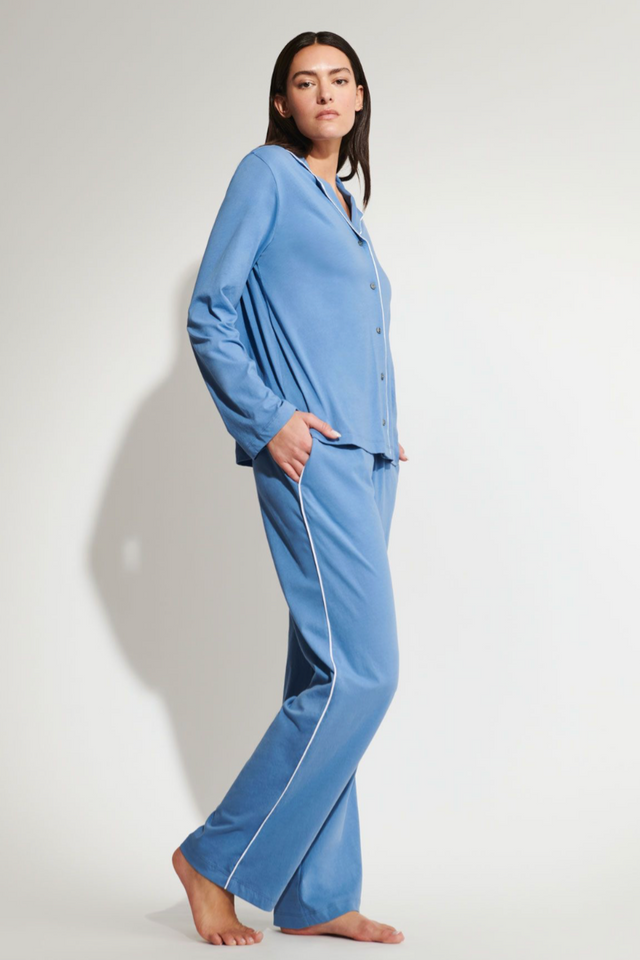 sleepwear – Skin. Addressing the body.