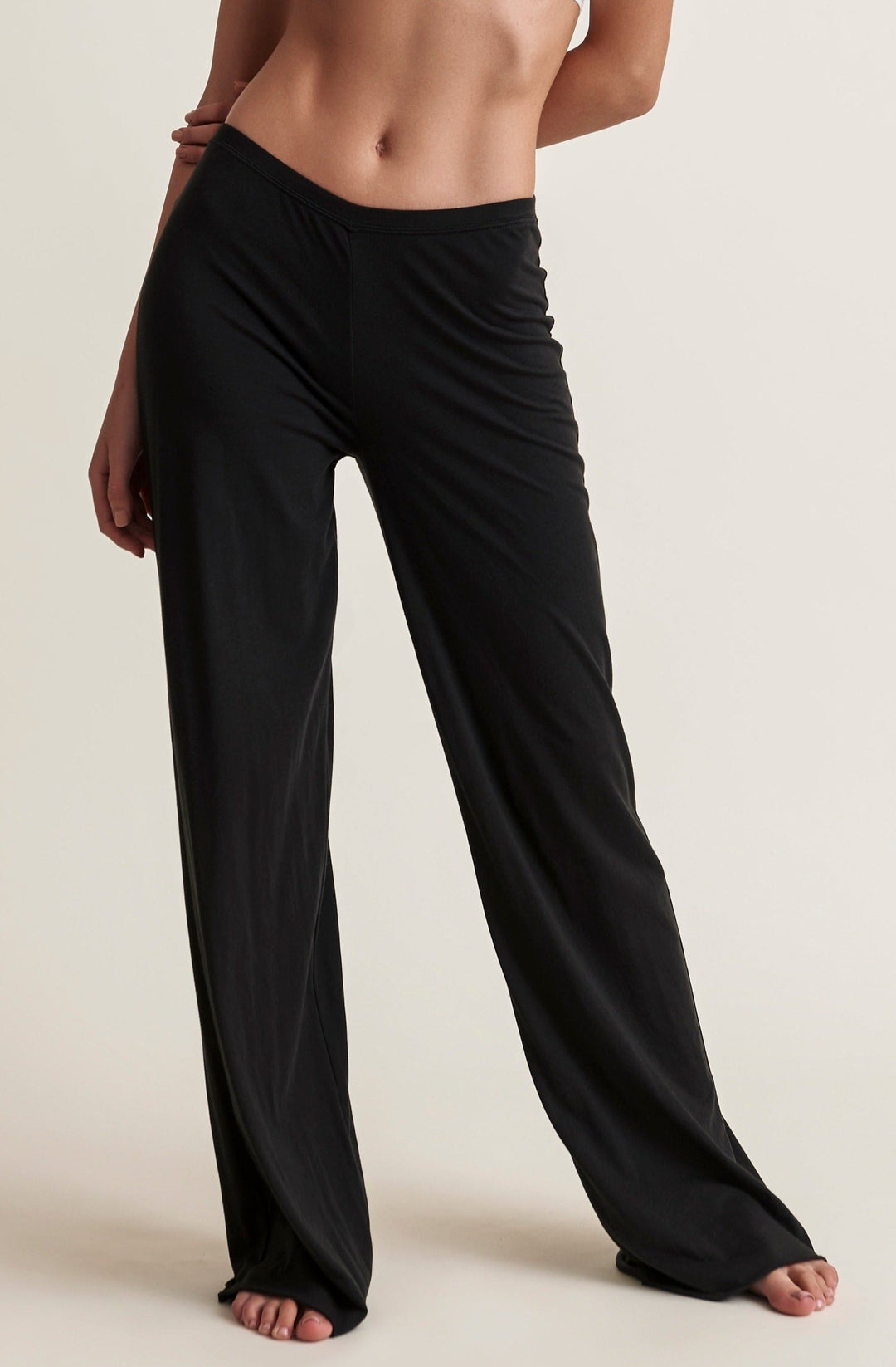 Double Layer Pant – Skin. Addressing the body.